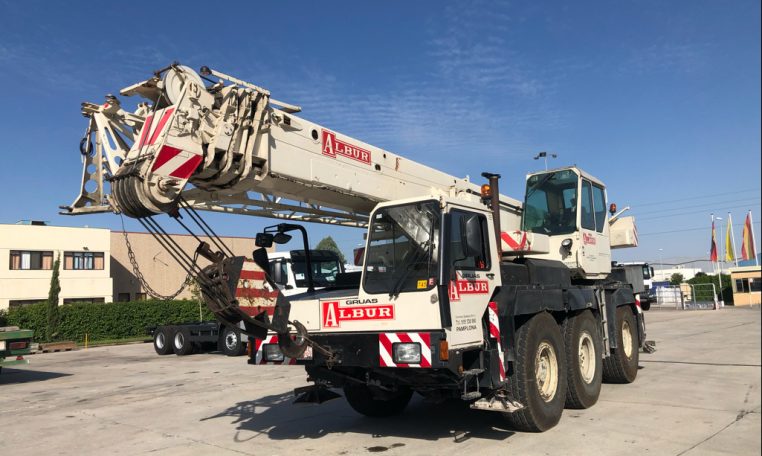 Liebherr LTM1040 - VEMA Crane