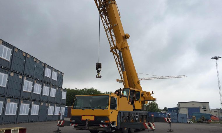 Liebherr LTM1080/1 - VEMA Crane